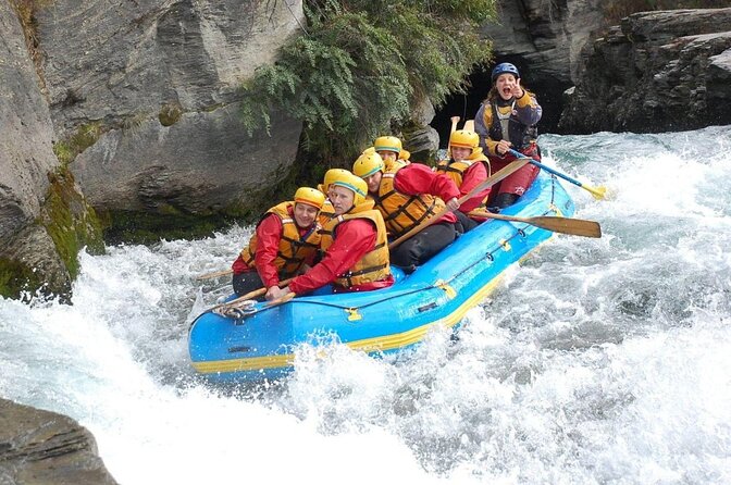 Shotover River Extreme Jet Boat Ride in Queenstown - Starting Out: Easy Access and Transportation