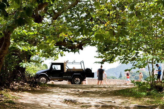 Sintra Jeep Safari - The Guide and Atmosphere