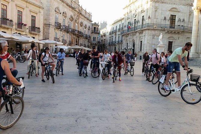 Siracusa tour on high tech bike - The Charm of Ortigia