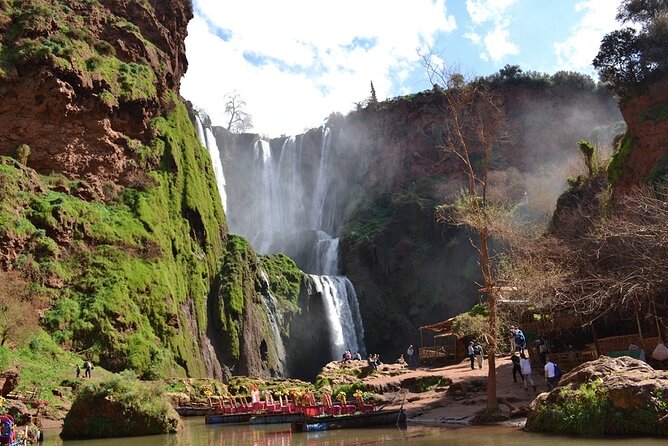 Small group Ouzoud Waterfall Guided Tour Boat Ride from Marrakech - A Closer Look at the Tour Experience
