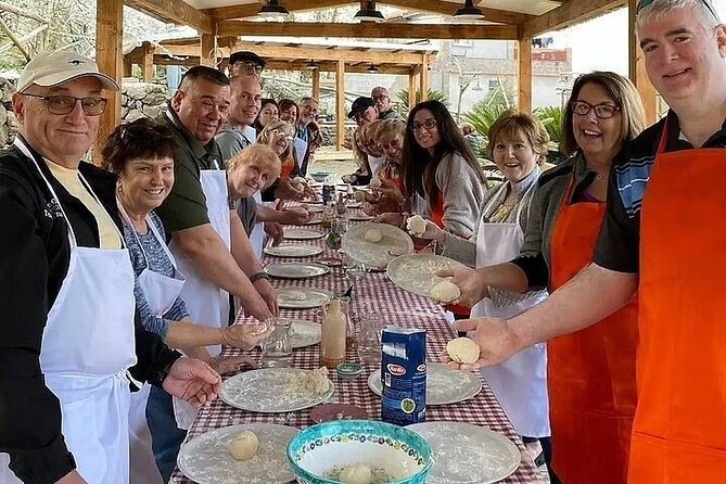 Sorrento Pizza Class with Wine, Limoncello and Transfer Included - A Closer Look at the Experience