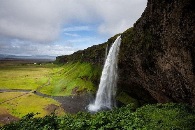South Coast, Reynisfjara Beach & Waterfalls Small-Group Day Trip from Reykjavik - What You Gain (And What You Might Not)