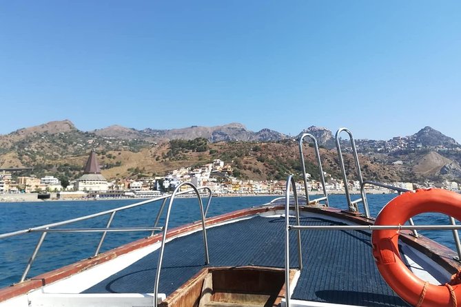 Taormina and Isola Bella Day Tour Including Boat Tour - The Itinerary in Detail: What to Expect