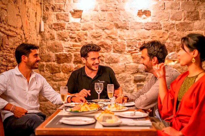 Tapas and Wine with Flamenco Show in Barcelona's Old Town - Why This Tour Stands Out