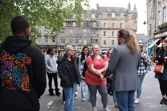 The Edinburgh Literary Pub Tour - Guides and Authenticity: Bringing Literature to Life