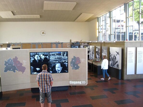 The History of Berlin: WWII PRIVATE Walking Tour With Locals - Detailed Breakdown of Each Stop