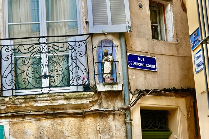 Time flies in this complete tour of Aix-en-Provence - Exploring the Itinerary: What You Can Expect