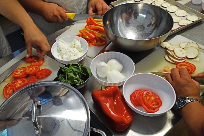 Tuscan Cooking Class and Dinner in Florence - Key Points