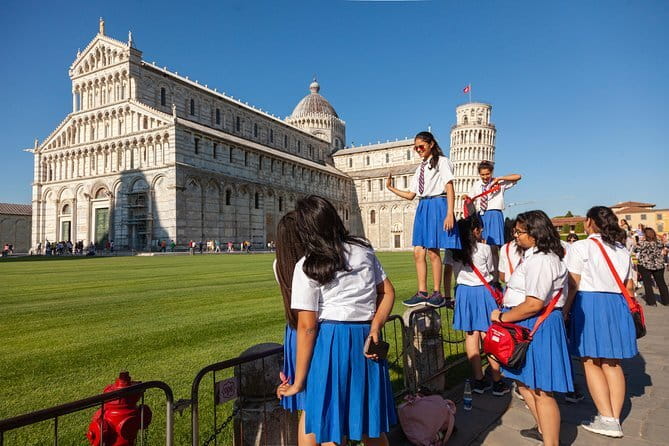 Tuscany Day Trip from Florence: Siena, San Gimignano, Pisa and Lunch at a Winery - The Itinerary: A Detailed Look