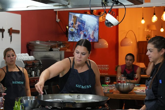 Valencian paella workshop and visit to the Algiros market - The Itinerary in Detail: What to Expect