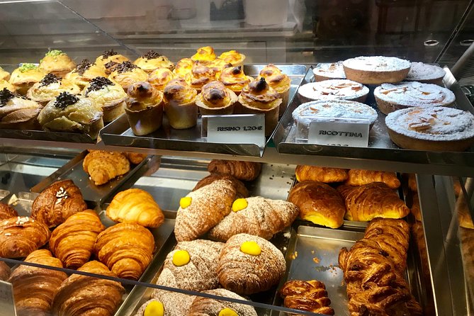 Verona walking tour:food, wine, legends, lunch/dinner & cable car - Culinary Stops and Seasonal Flavors