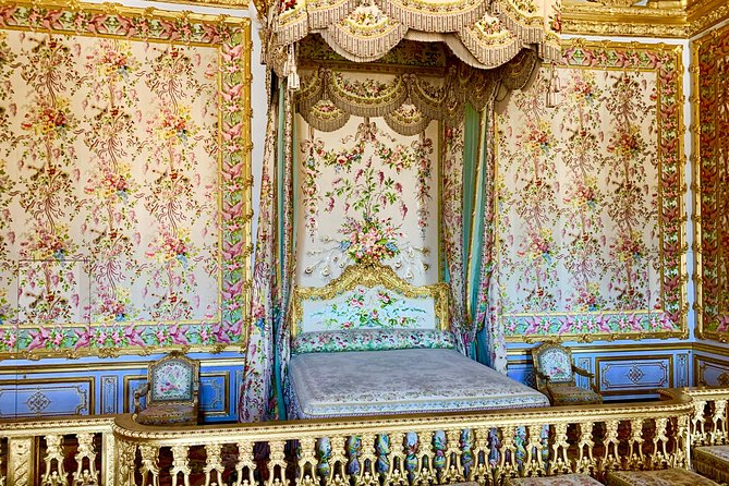 Versailles Palace & Marie-Antoinette's Estate Private Guided Tour with Lunch - An In-Depth Look at the Tour Itinerary