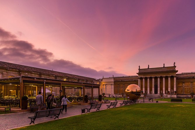 VIP Vatican Breakfast and Guided Tour with Sistine Chapel Access - Early Entrance for a More Intimate Vatican Experience