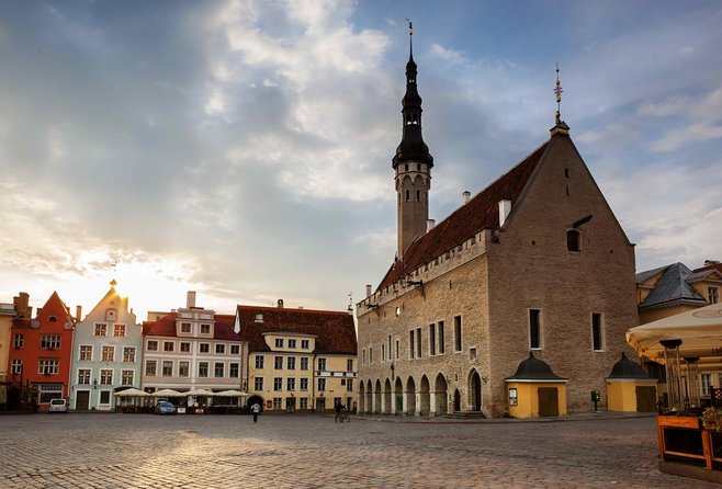 2-Hour Guided Walking Tour of Tallinn - Exploring Tallinn in Just Two Hours: An Authentic Walk Through Estonia’s Capital