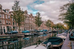 Amsterdam jordaan food & drinks tour with eating europe who will love this tour?