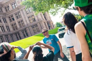 Best of austin small group driving tour with local guide interpreting the value