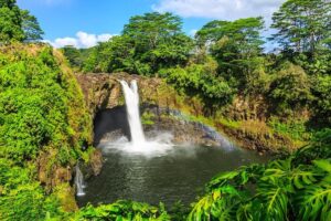 Big island in a day: volcanoes waterfalls sightseeing and history waterfalls and black sand beaches