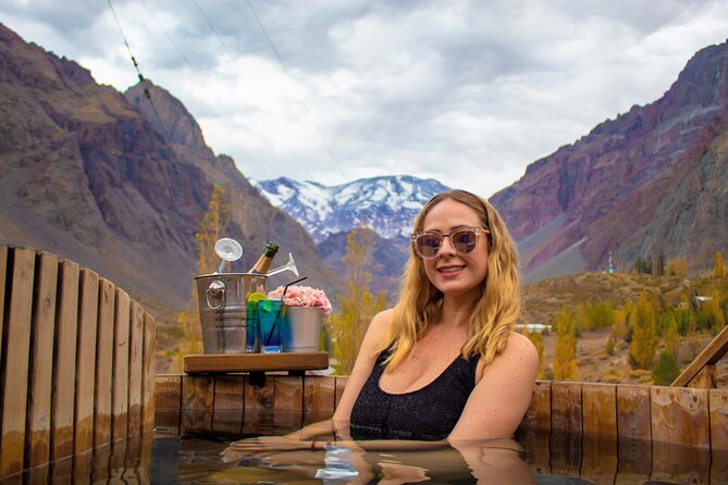 Cajon del maipo: el yeso & spa reservoir in el morado lunch with a view