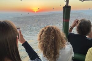 Cappadocia hot air balloon flight / discovery balloons the flight itinerary: what to expect