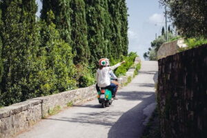 Florence vespa tour: tuscan hills and italian cuisine things to keep in mind