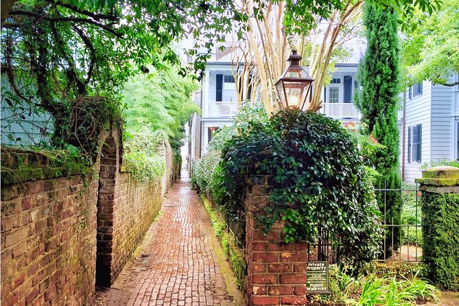 Hidden alleyways and historic sites small group walking tour exploring charleston’s secrets: a detailed look
