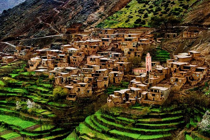Marrakech: 1 day tour best of the atlas mountains &three valleys asni and the waterfalls