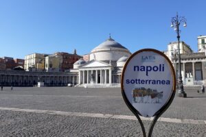 Naples underground spanish quarters with guide walking through napoli sotterranea