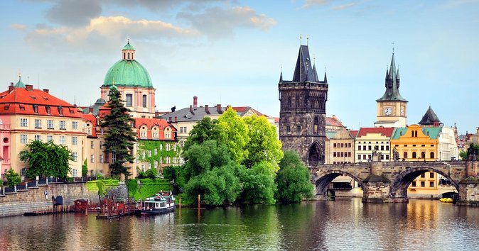Prague eat, sip and make new friends on food and drink tour who should consider this tour?