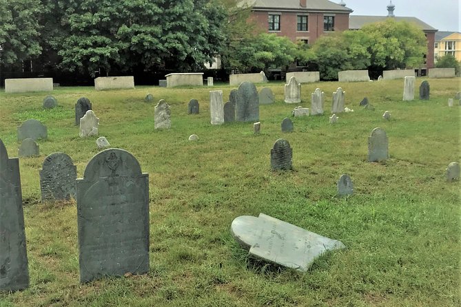Salem's best ghost tour the guides make the difference