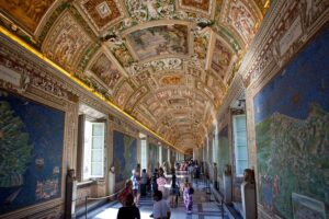 Skip the line vatican, sistine chapel and basilica guided tour guides: knowledge and engagement matter