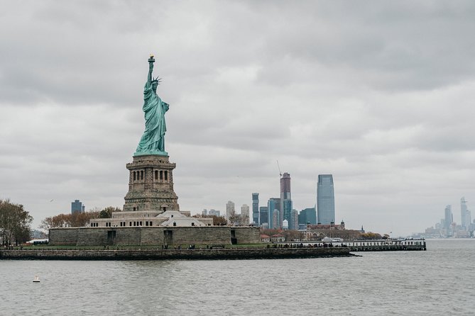 Statue of liberty and ellis island tour: all options what’s included and what’s not?
