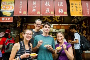 Tokyo tsukiji fish market food and culture walking tour authenticity and value