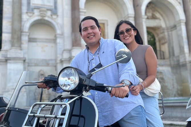 Vespa sidecar tour by night with pickup the itinerary: what to expect