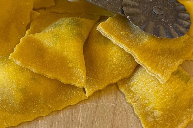 3 in 1 Cooking Class near Navona: Fettuccine, Ravioli & Tiramisu - Authentic Experiences and Authentic Flavors