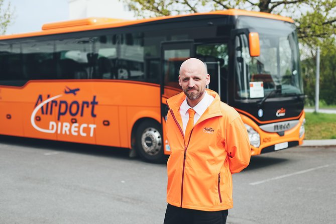 Airport Transfer in Iceland from Keflavik Airport to Reykjavik City With Hotel Drop Off - Logistics and what to expect at the airport