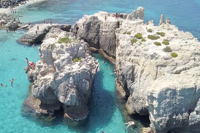 Amazing boat trip from Tropea to Capo Vaticano - 6 to 12 people - Who Should Book This Tour?