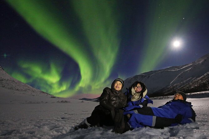 Aurora Chase with professional photographers (Northern Lights) - Authenticity and Value