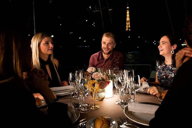 Bateaux Parisiens Seine River Gourmet Dinner & Sightseeing Cruise - The Itinerary in Detail: A Closer Look