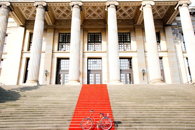 Berlin 3-Hour Bike Tour: Berlin's Best - Riding Experience and Group Dynamics
