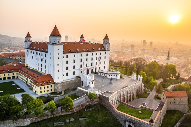 Big Castle Tour in Bratislava by Presporacik Sightseeing Vehicle - Who Should Consider This Tour?