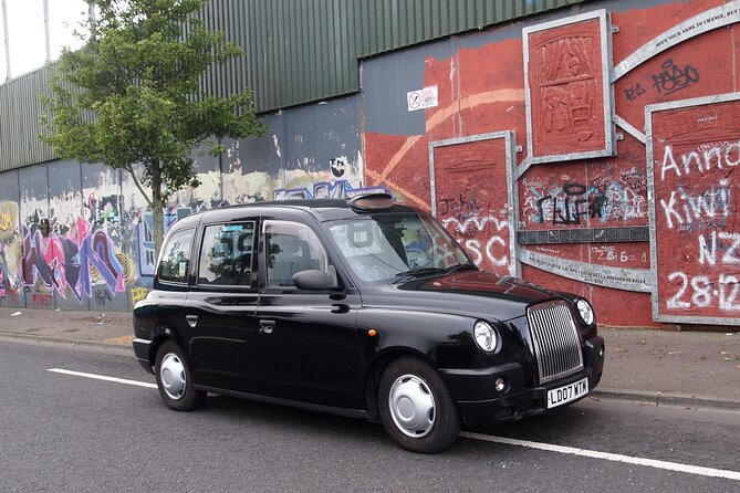 Black Taxi Mural "Tour Like A Local" - FAQ