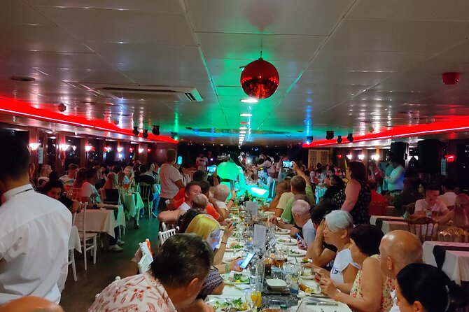 Bosphorus Dinner Cruise Tour with Private Table - Who Will Appreciate This Tour?