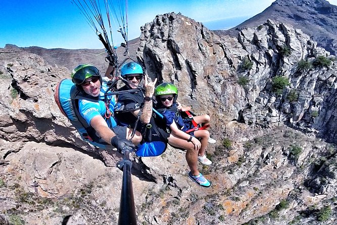 BRONZE tandem paragliding flight in South Tenerife, free pick up - The Sum Up