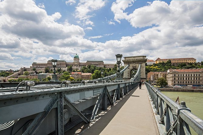 Budapest All in One Small Group Walking Tour with Strudel Stop - Who Should Consider This Tour?