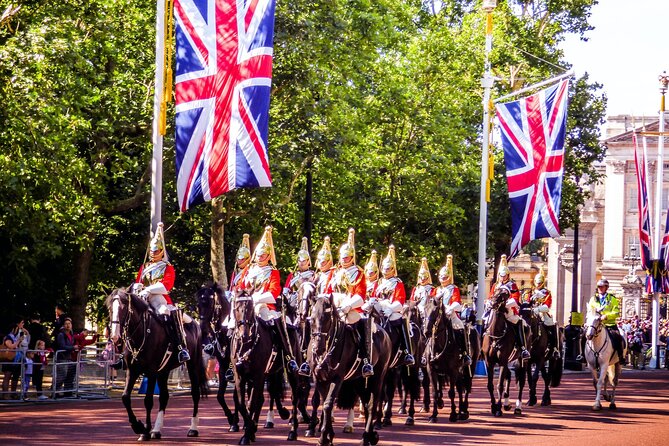 Changing of the Guard Walking Tour - Who Will Appreciate This Tour?