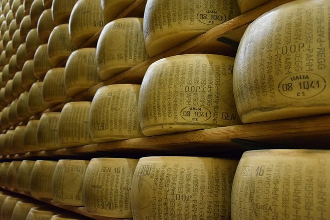 Chianti Classico and Super Tuscan 3 Winery Tour - The Final Stop: A Culmination of Flavors and Views