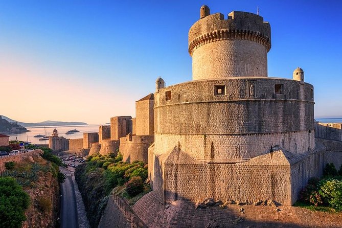 Dubrovnik City Walls Walking Tour (entrance ticket included) - What the Reviews Tell Us