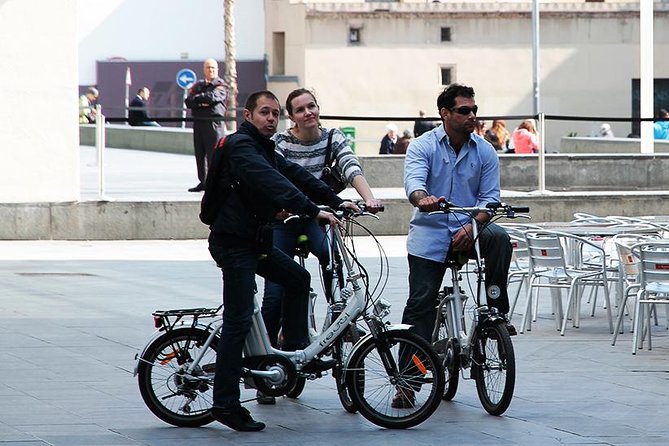 E-Bike Barcelona Highlights & Park Guell in Small Group - Authentic Experiences & Insider Tips