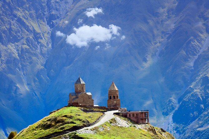 From Tbilisi Daytrip Kazbegi Gudauri & Zhinvali Guided Group Tour - Final Stop: Gergeti Trinity Church