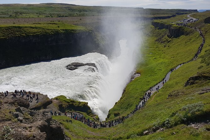 Golden Circle and Kerid Volcanic Crater Small-Group Day Tour - Why Reviewers Rave About the Guides
